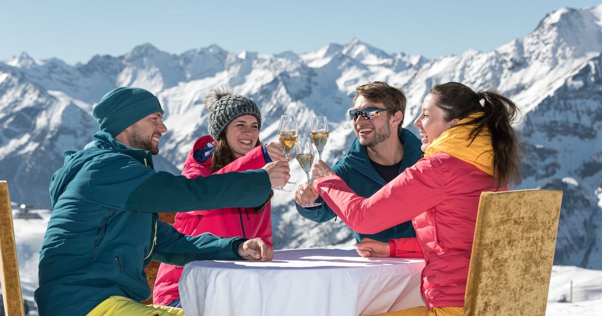 luxury-ski-holidays-luxury-ski-hotels-winter-holidays-ski-deals