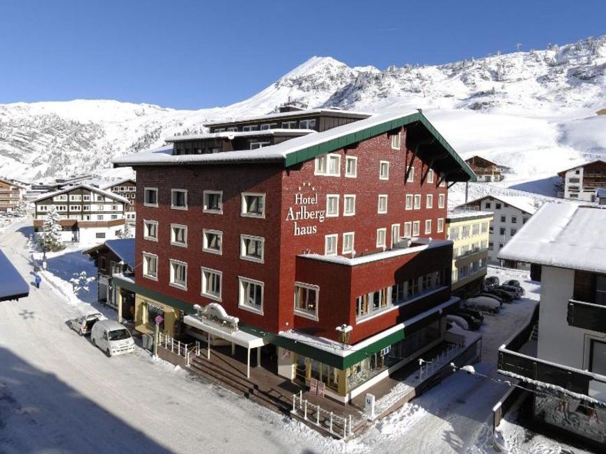 Hotel Arlberghaus - Lech