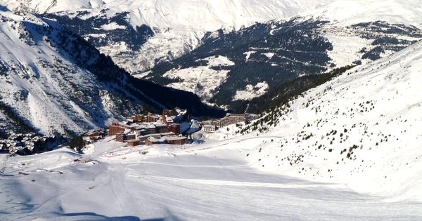 Peisey-Vallandry (Paradiski) Station de ski - Plan des pistes Les Arcs ...